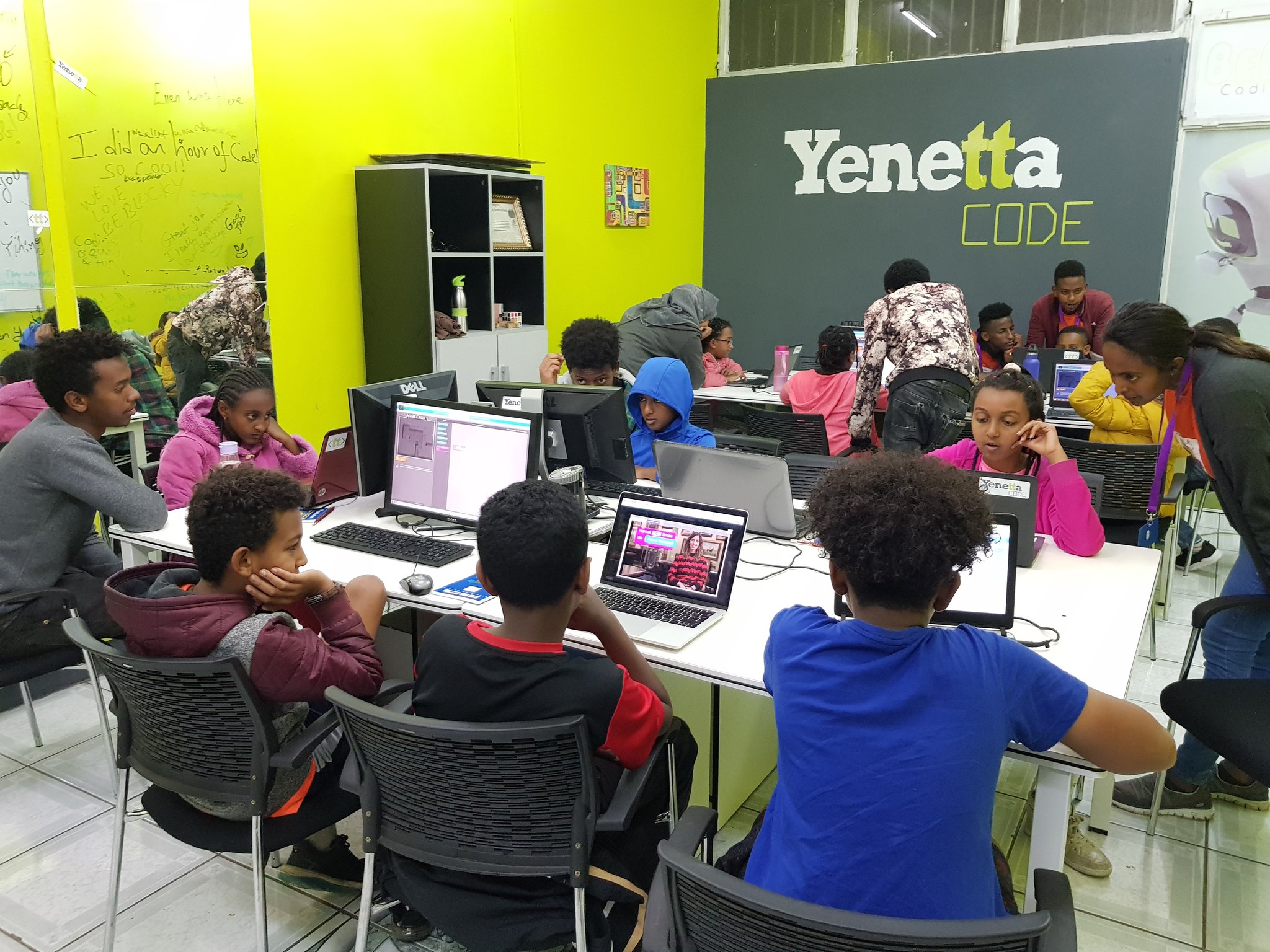 Building a strong and inclusive tech society by teaching children how to code « Reach for Change